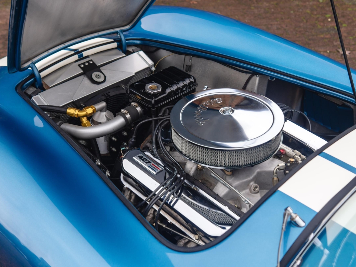 Shelby Cobra 427 S/C for sale.